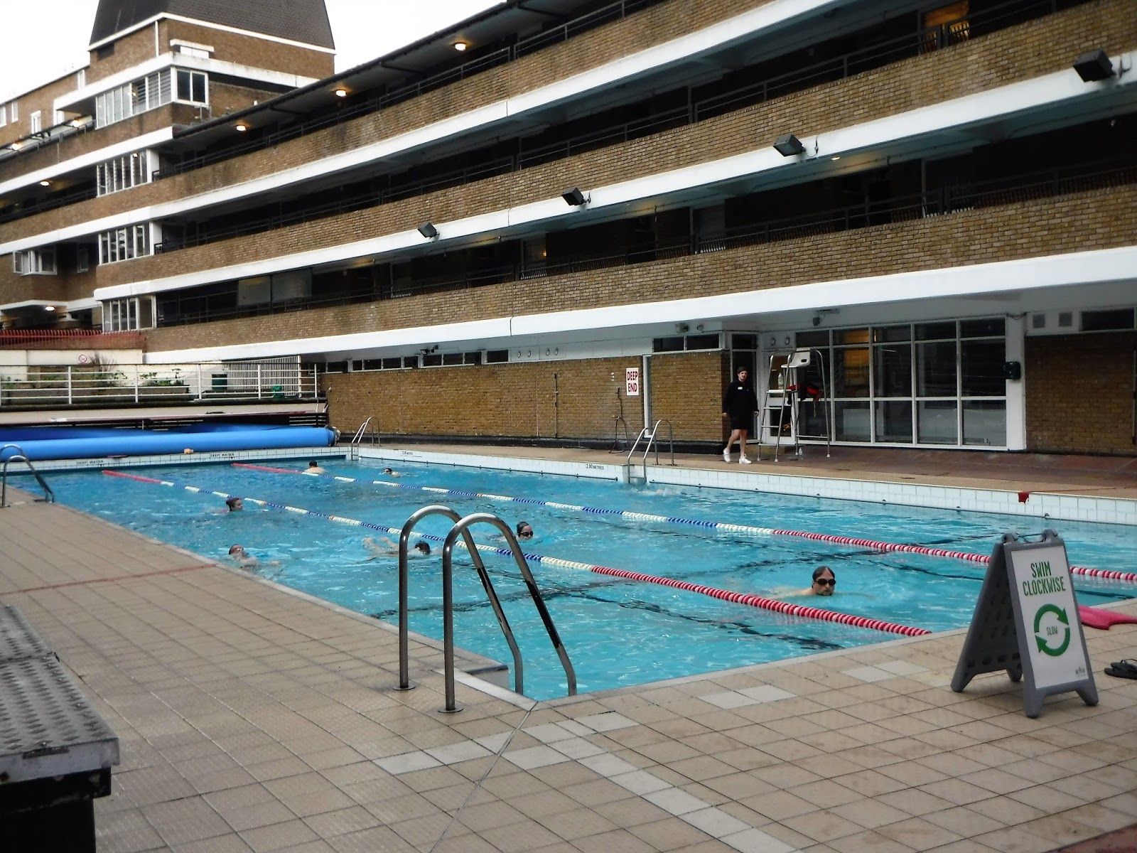 The water is wonderful!: Swimmy June 1: A weekend in London