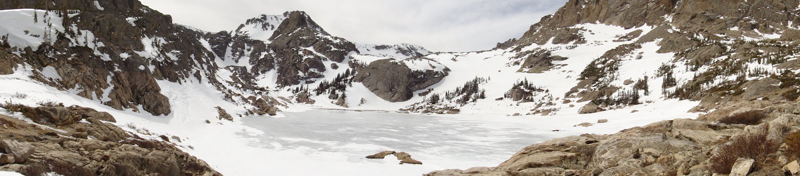 Hiking Rocky Mountain National Park: Bluebird Lake in the Winter.