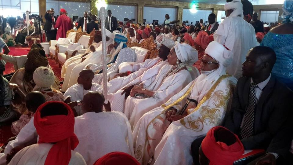 Happening Now: Prince Erediauwa Finally Crowned the 39th Oba of Benin ...