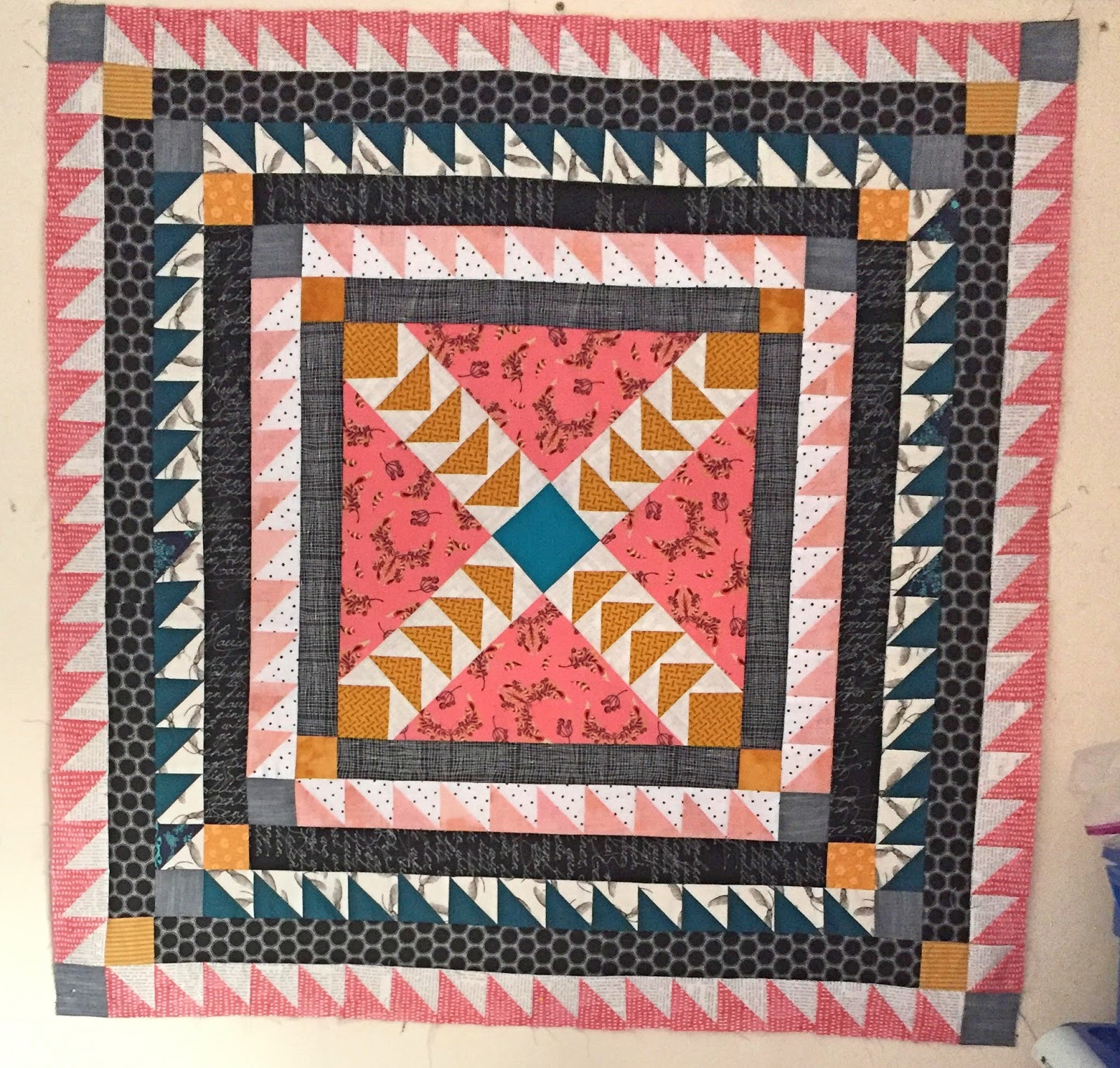 Quilty Folk: HST Medallion Progress and a Christmas Table Runner in the ...