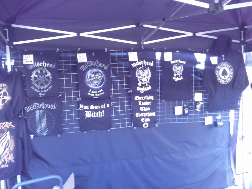 RockAndMetalNewz: Merch and More at Mayhem Festival 2012
