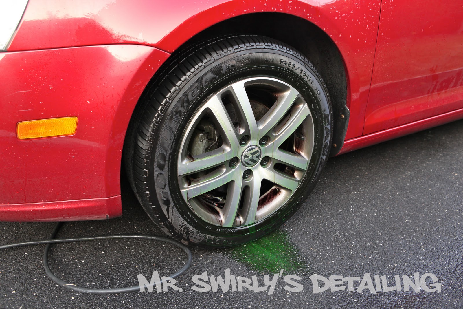 Mr. Swirly's Detailing: 2006 Maroon VW Jetta