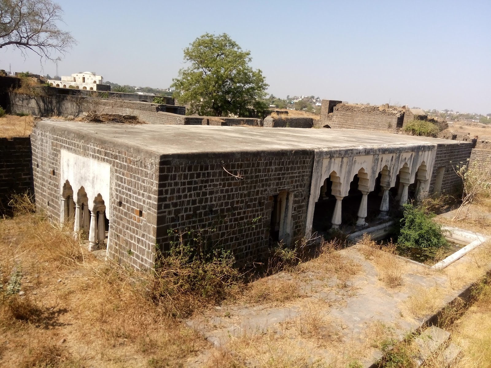 Udgir fort in Latur district in Maharashtra | The journey of a thousand ...