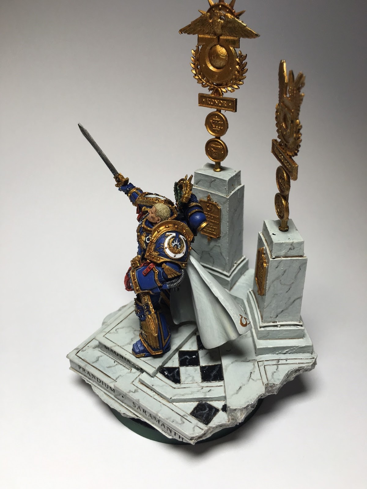 What's On Your Table: Roboute Guilliman- Primarch of the Ultramarines ...