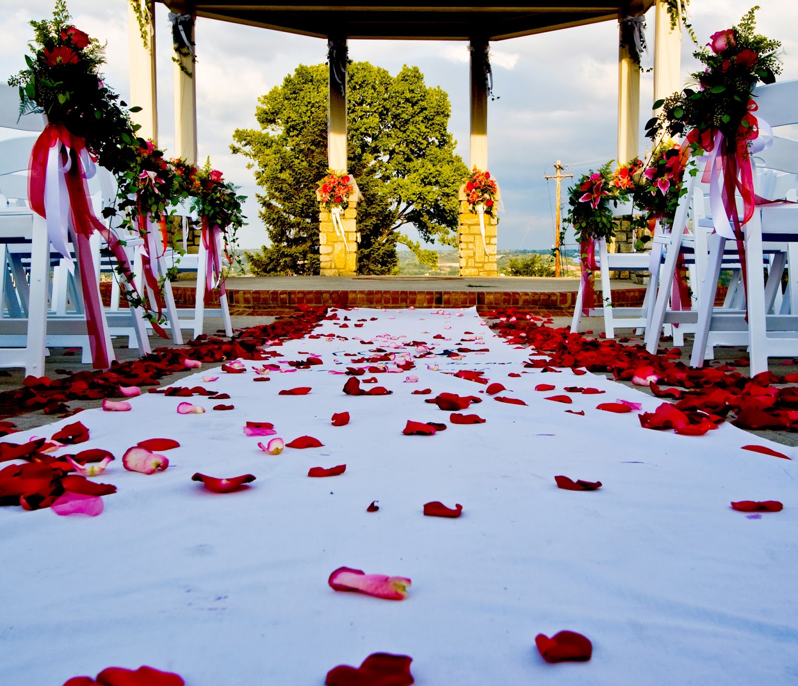 Bodas Chic & Cool: DECORA TU BODA EN ROSA.