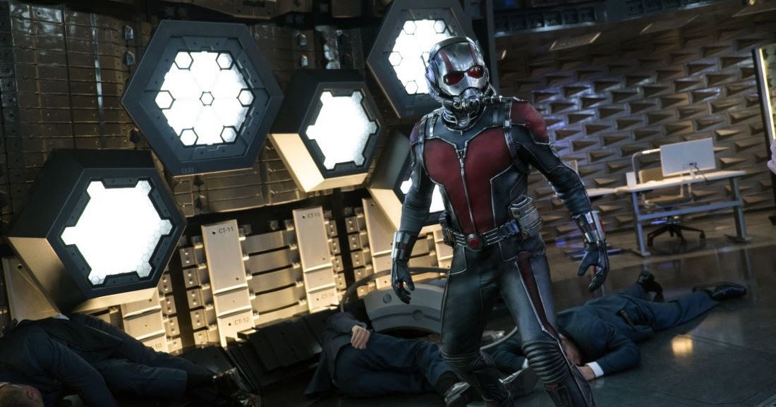 3 Clips Show Marvel's ANT-MAN Shrinking a Lot - The Geek Twins
