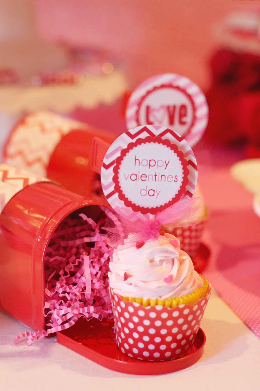 Amanda's Parties To Go: Valentines Party Table Ideas