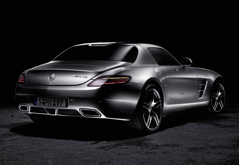 Mercedes SLS AMG