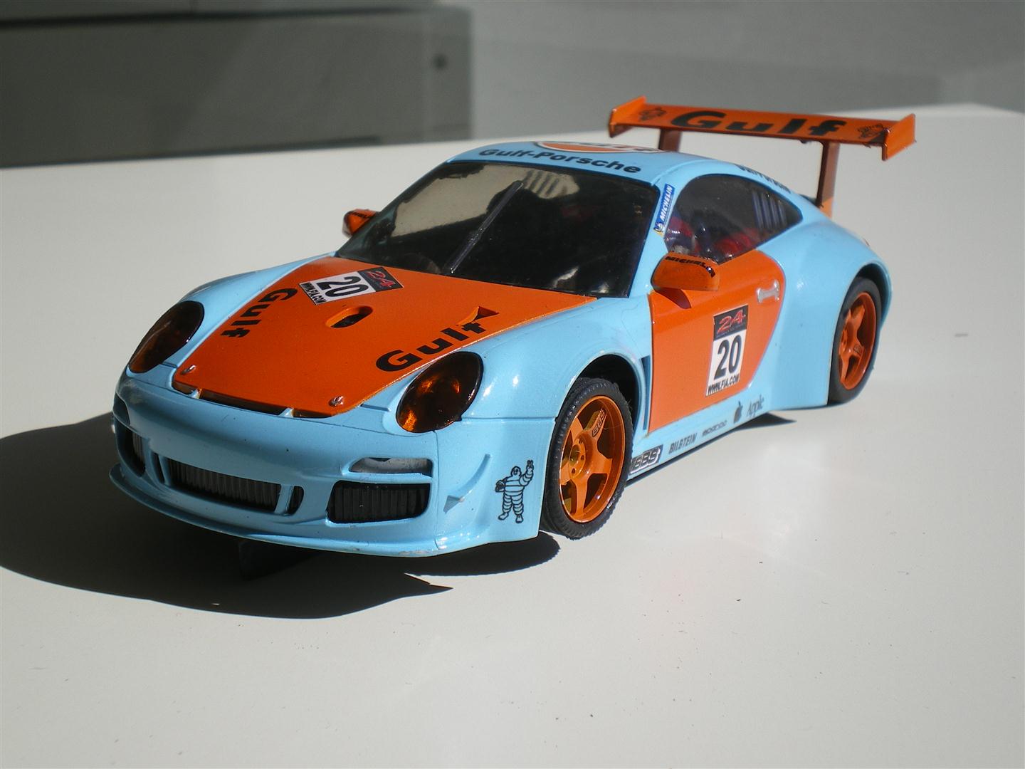 SLOT COLORS: Porsche 997 RSR - "Gulf"
