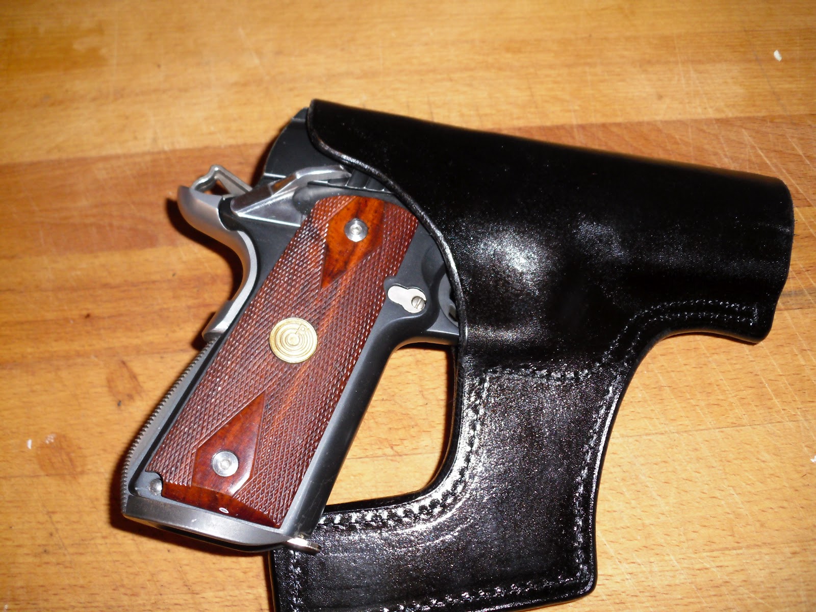 The GunDivas: Dragon Leatherworks Review