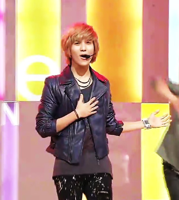 Helda World Blog: Taemin “Hello”