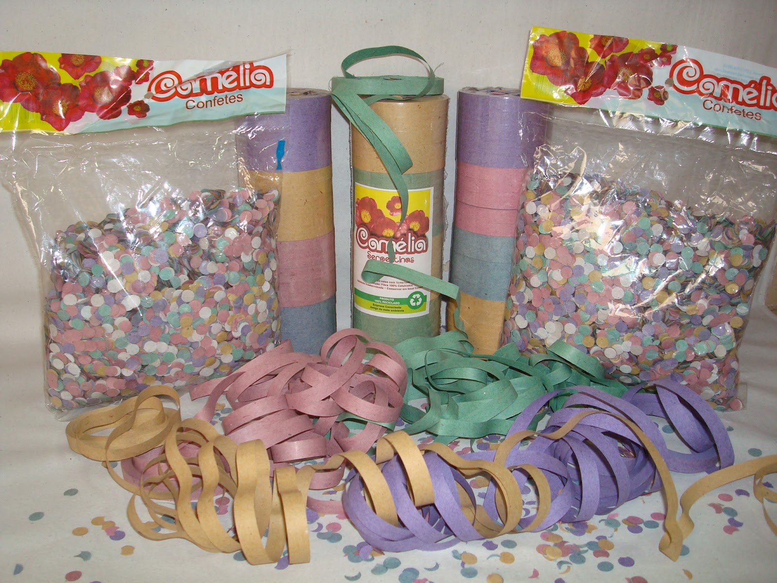 Serpentina e Confete: Confete e Serpentina