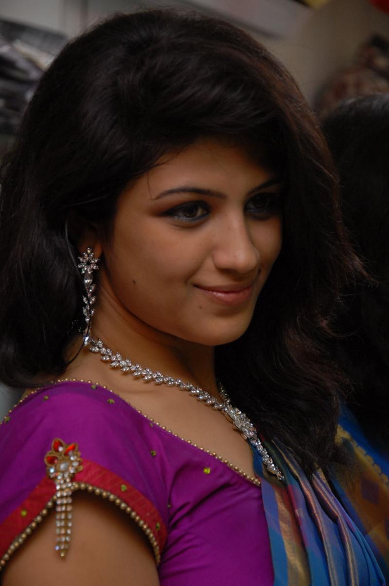 Porn Sex Celebrity Supriya In Silk Saree Photos Gallery