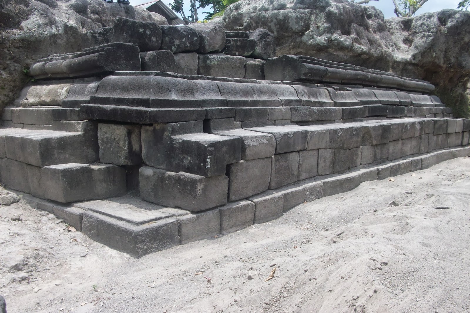 Blusuk'an Golek Watu: Candi Kadisoka