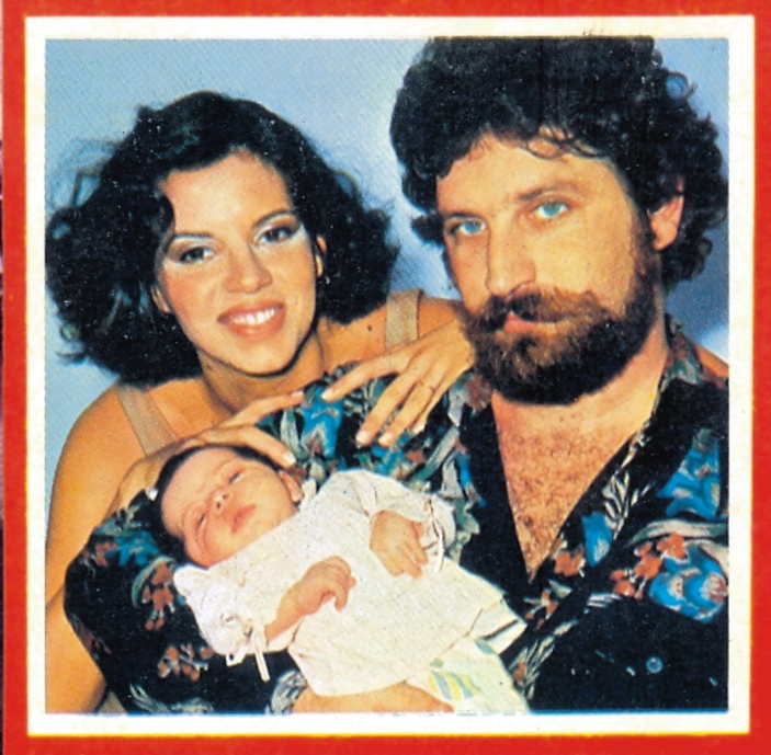 Astros em Revista: LÚCIA ALVES UM RAMO PARA POTIRA