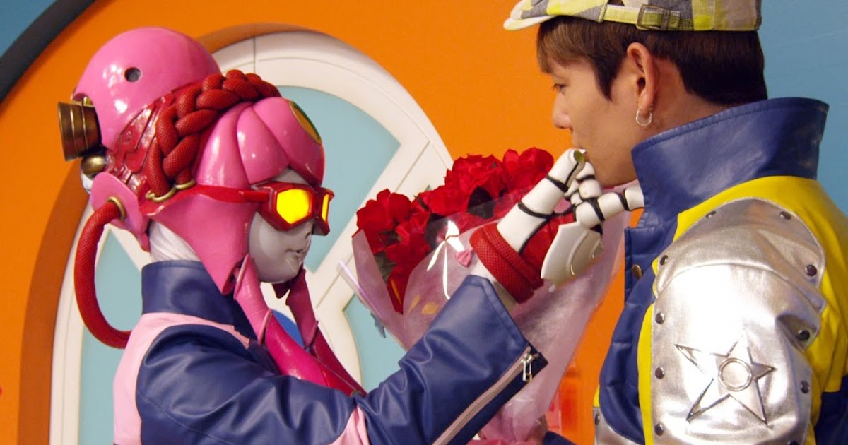 Uchuu Sentai Kyuranger Transforming Lesson # 4: DX Seiza Blaster and ...