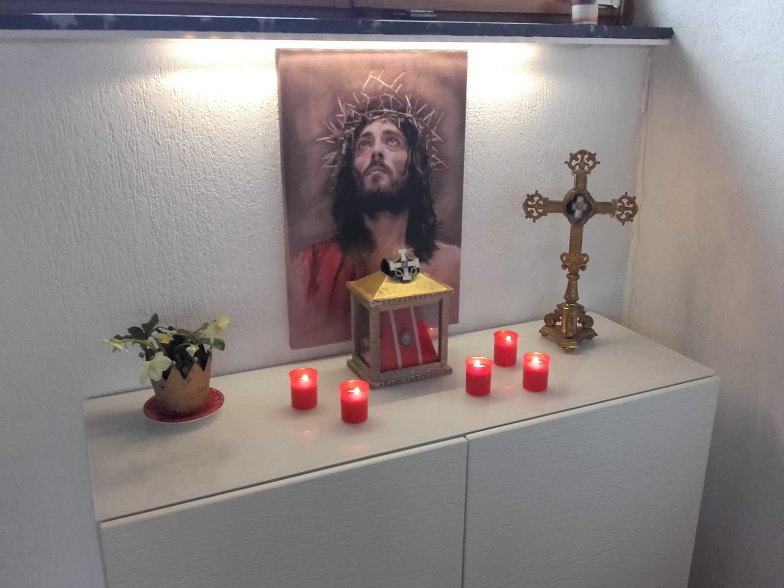 Les Autels de l'église