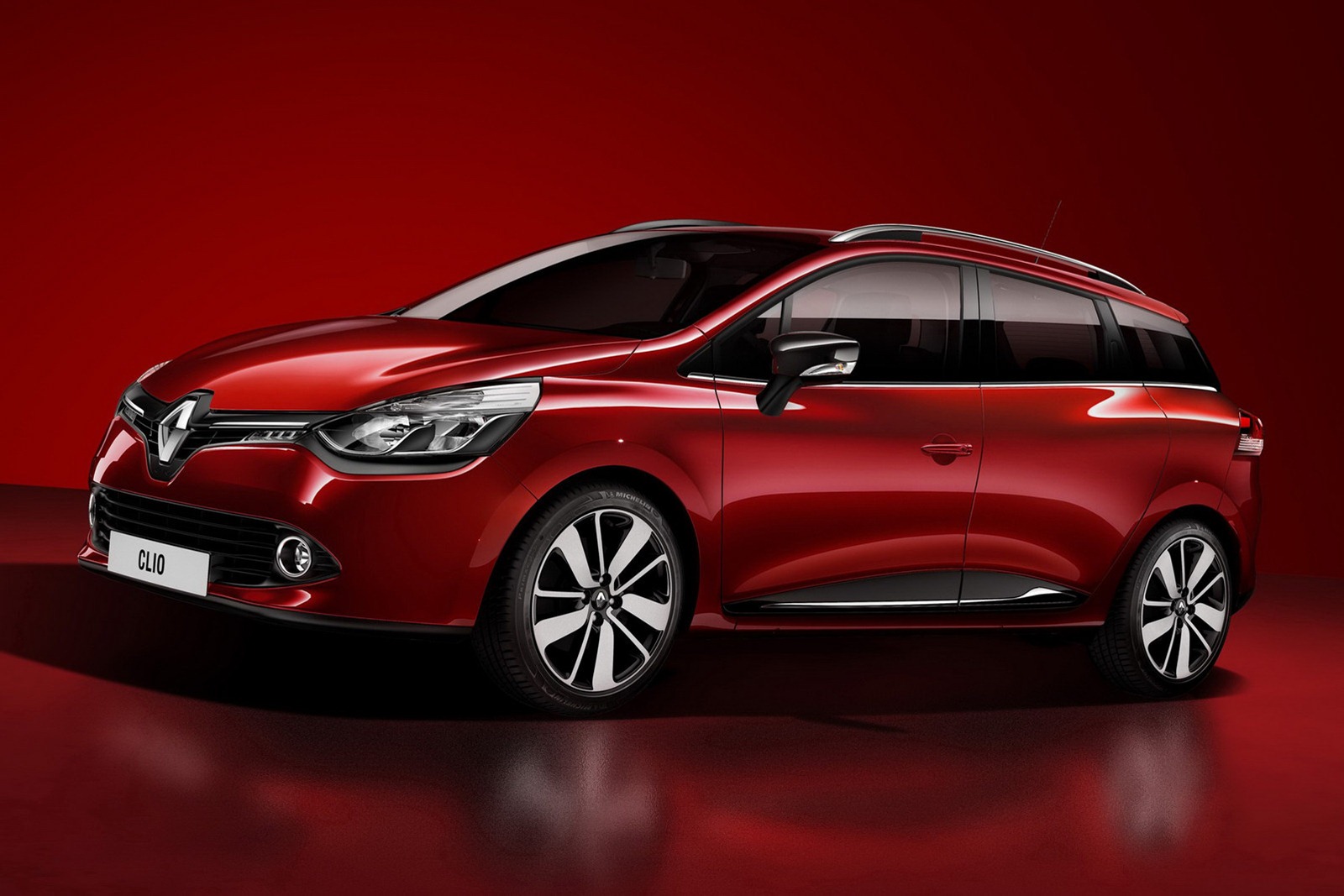 2013 Renault Clio 4 Sport Tourer Paris’te Tanıtıldı - Turkeycarblog