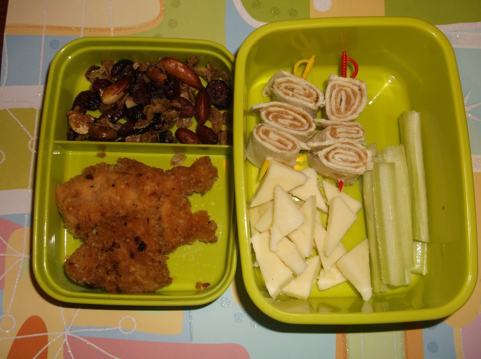 Bento Minions: Leftover Chicken nuggets