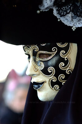 Calvin's Canadian Cave of Coolness: Masquerade