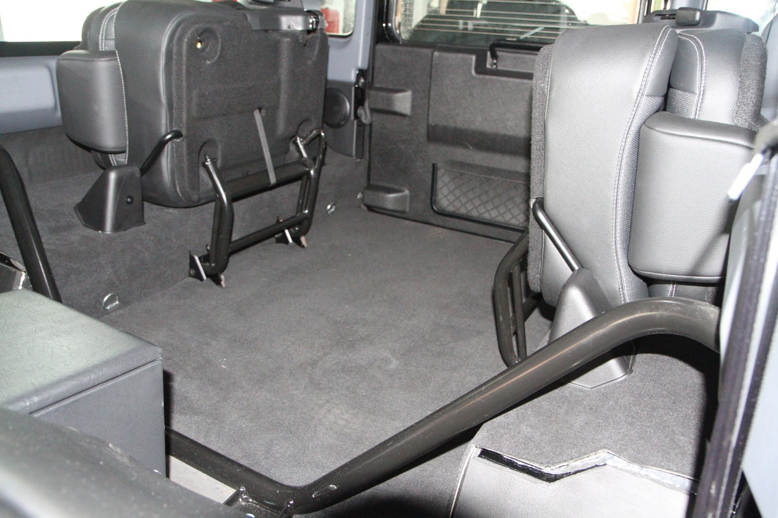 Defender 90 XS: Sound Deadening Phase 3 (Rear Tub)