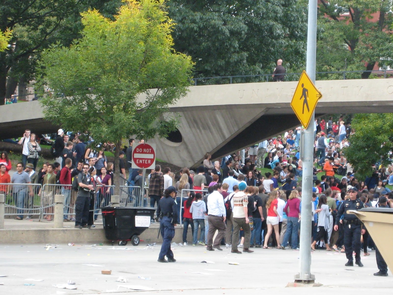 Amber Reunion: Goodbye, Pedestrian Bridge