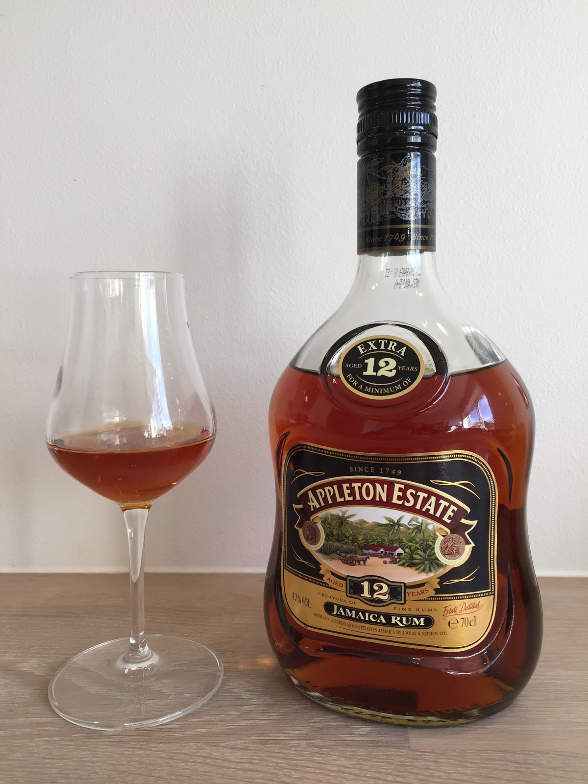 Rum Corner: Review 51 - Appleton Estate 12 year old