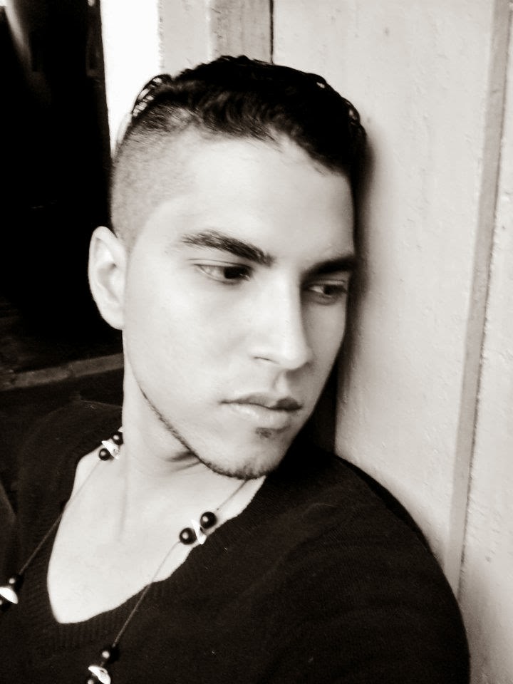 Hombre Elegante: ENTREVISTA A CARLOS RENE CRUZ, MULTIFACETICO ARTISTA.