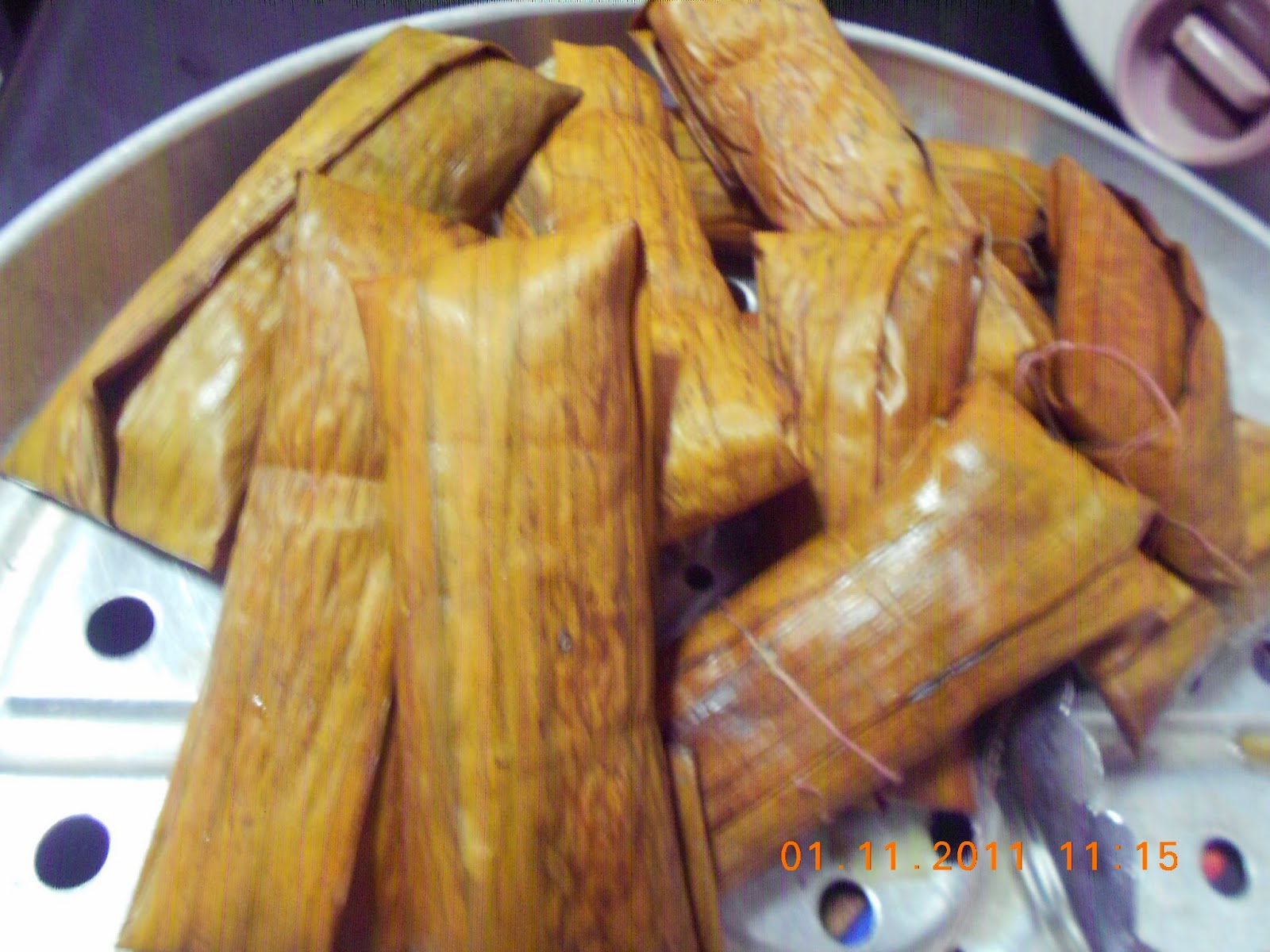 namakucella: LEPAT PULUT vs SAMBAL SARDIN + KOPI O