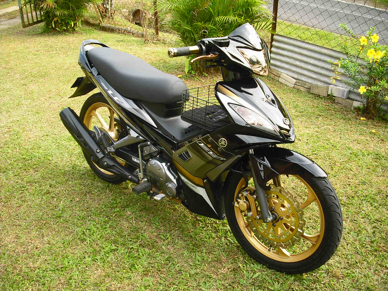 Yamaha 135LC