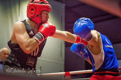 DOCE ONZAS: CRONICA DE LA VELADA DE BOXEO AMATEUR ORGANIZADA POR EL ...