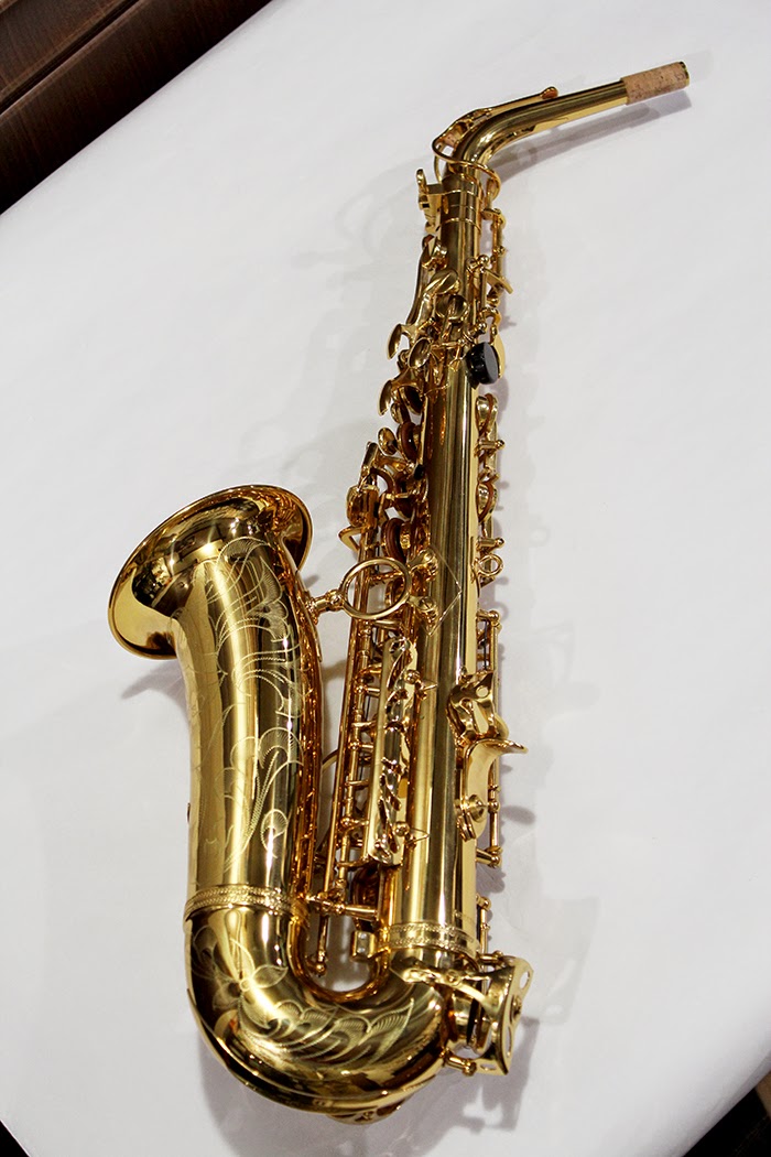 Jenny Cooper Saxophone: Jenny Cooper Sax - General introduction