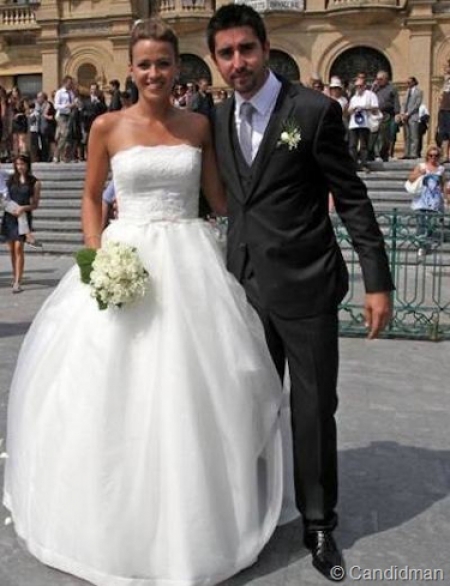 Red Carpet Wedding: Alex Ubago and Maria Alcorta - Red Carpet Wedding