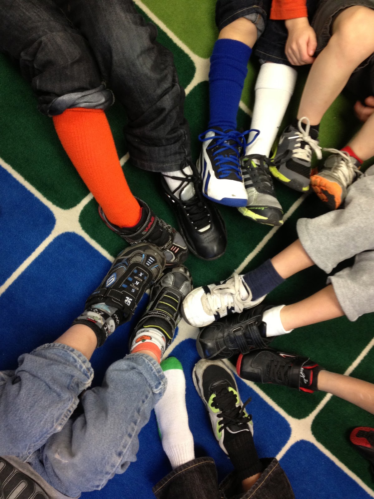 Robin's Kindergarten Nest: Funny Feet Friday