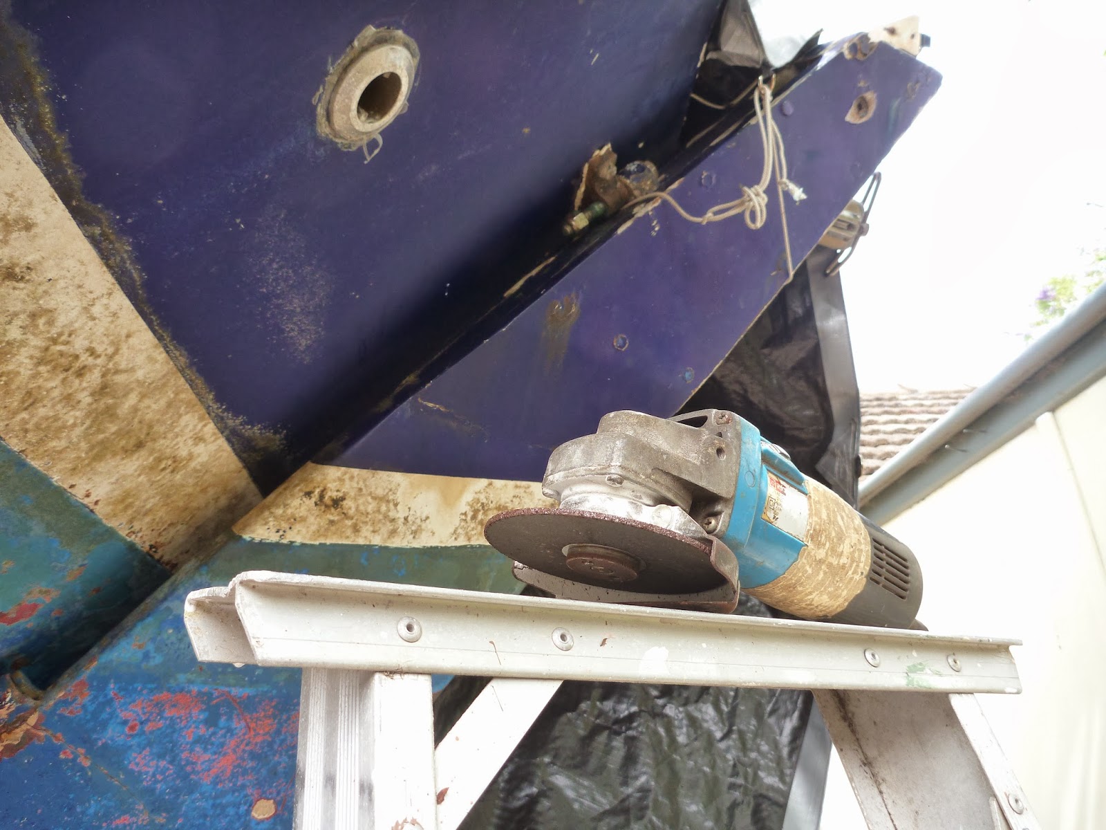 Sentina - Ship's Blog: Rudder, Prop and Rubbish Extraction
