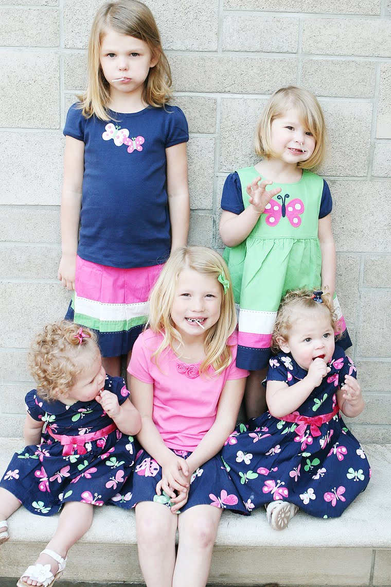 Feeling the photo: ::Allred ladies::