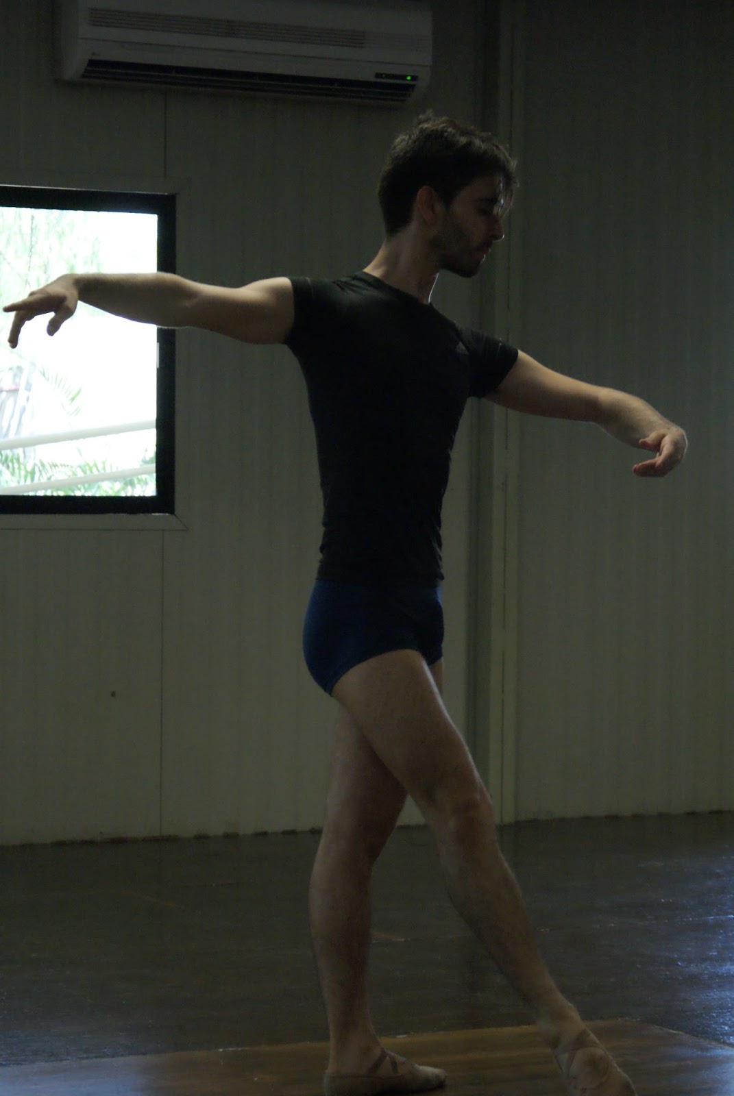 ToUR: Bailarines profesionales debutan ante la comunidad UR