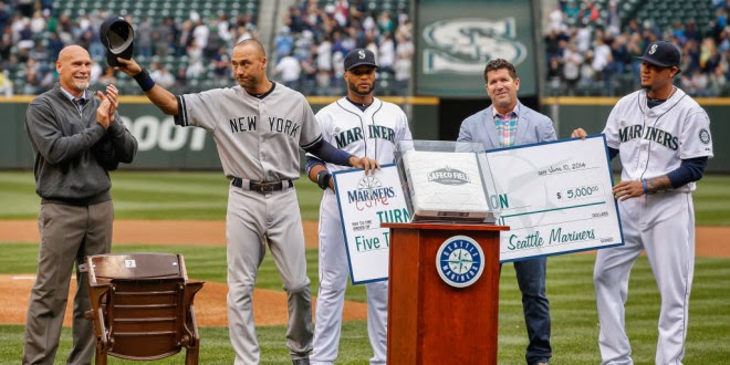 XM MLB Chat: Seattle Mariners ceremony for Derek Jeter on his last trip ...