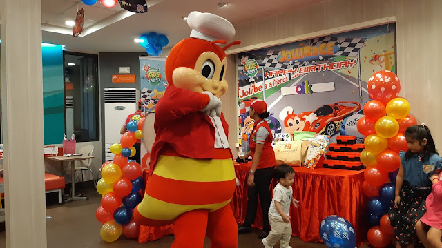 Our Jollibee Kiddie Party Experience And Jollibee Party Packages 2018 ...