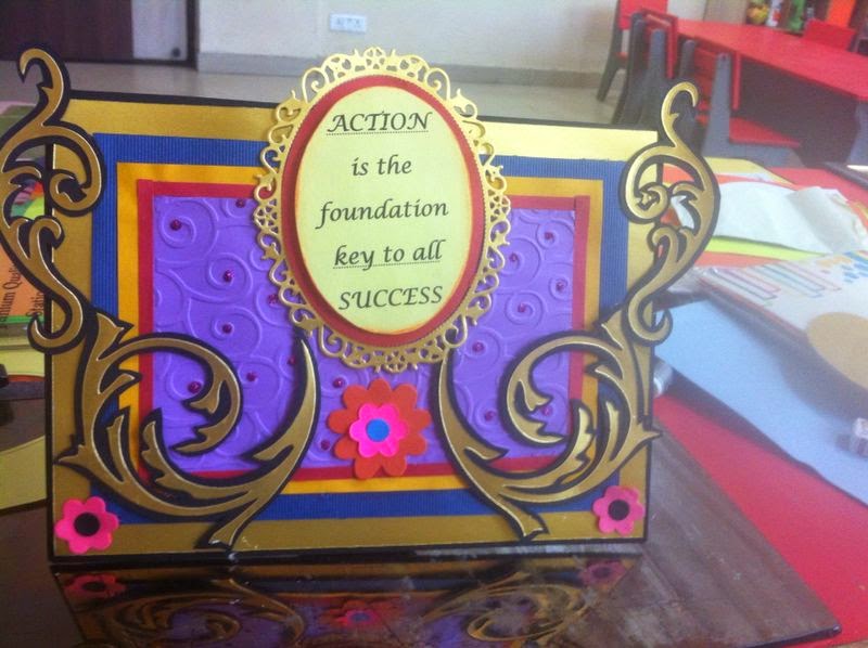 Art ,Craft ideas and bulletin boards for elementary schools: Quote Stand