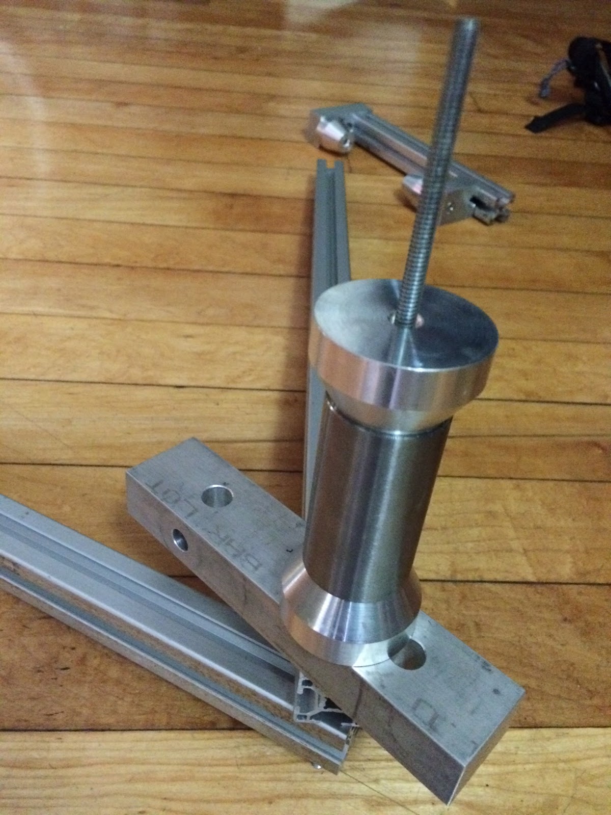 KYLE HENRICKSEN DESIGN: Frame Jig for a Bike Frame