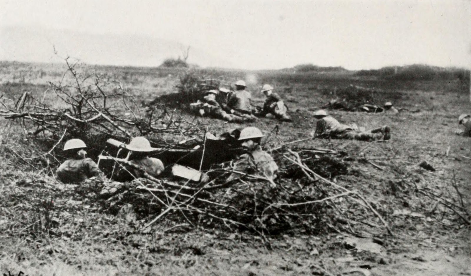 The Chubachus Library of Photographic History: An American Machine Gun ...