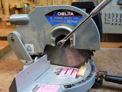 Rouge River Workshop: Delta Model 36-070 Mitre Saw