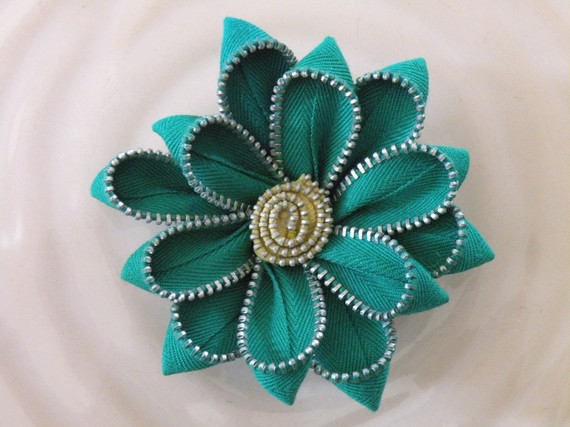 Etsy Recyclers Guild: SPOTLIGHT: Heather of Re-Zip It: Recycled Vintage ...