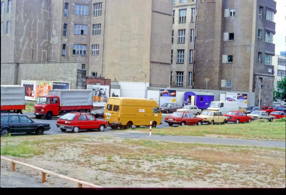 35 Photographs of Berlin in 1992 ~ Vintage Everyday