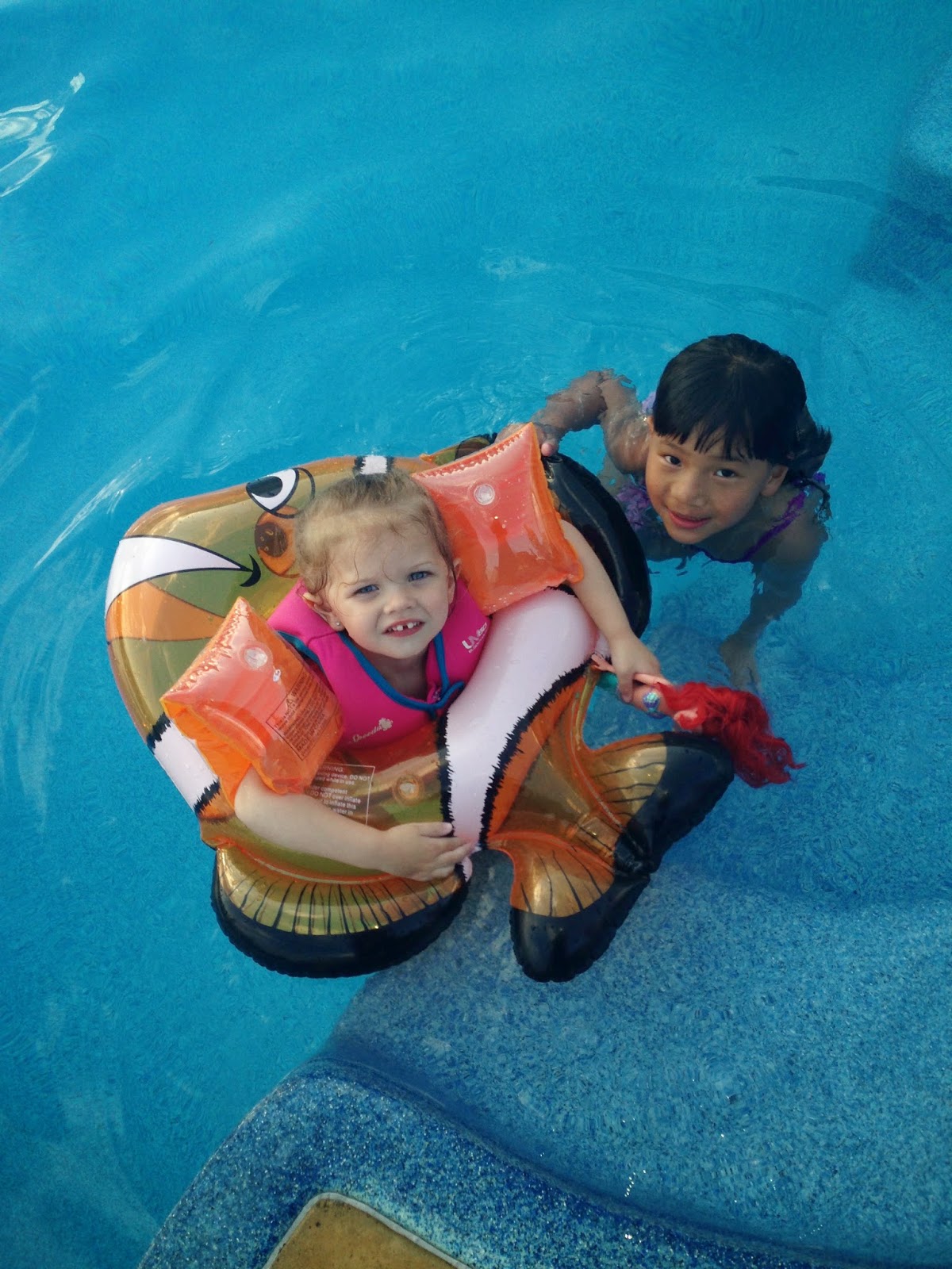 Houghtaling Girls: Swimming with Mya