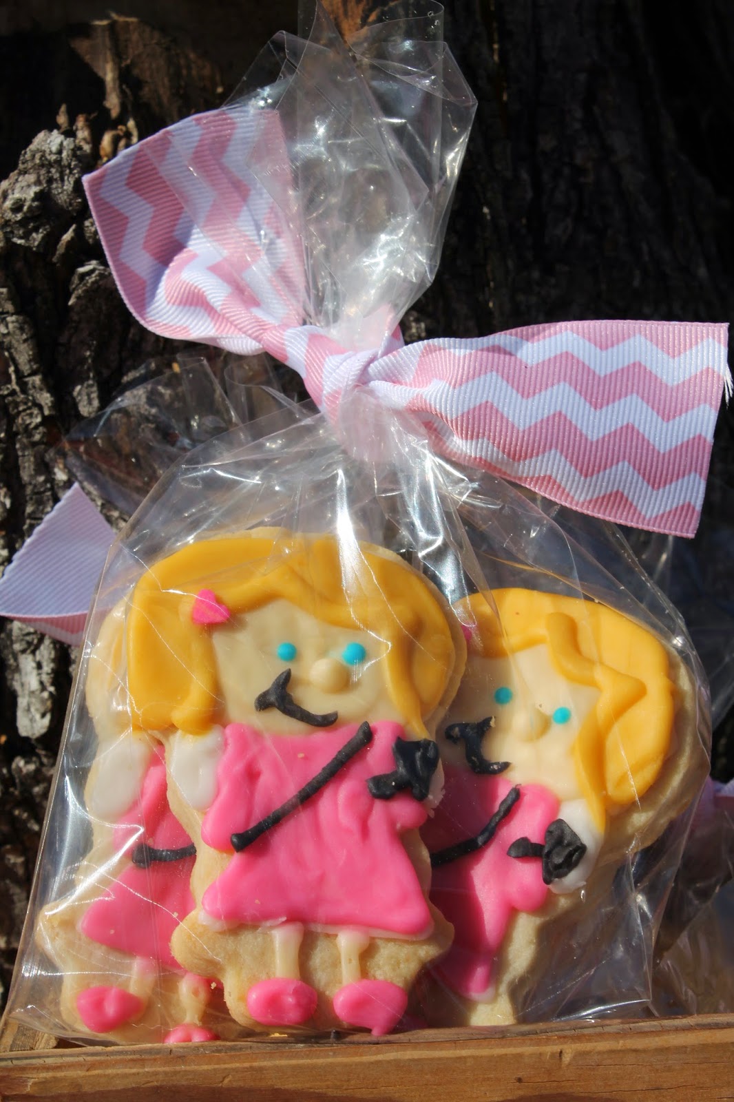 Christy Robbins: Cupid Cookies