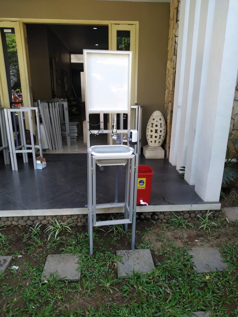 Harga Wastafel Cuci Tangan Portable Siap Kirim ke Ngusikan Jombang ...