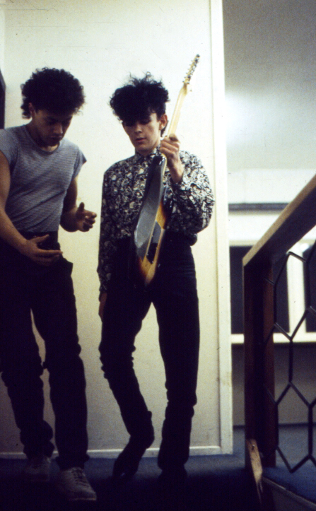 U2 Sombras e Árvores Altas - Blog: Histórias do Tangi de Greg Carroll ...