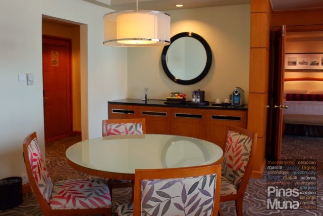 Pan Pacific Manila: Best Luxury Hotel Experience in Manila